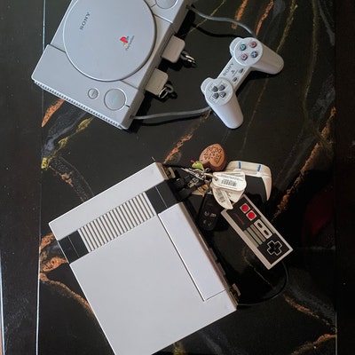 Nintendo Plug Key Chain Holder Organizer NES SNES N64 Gamecube Real ...