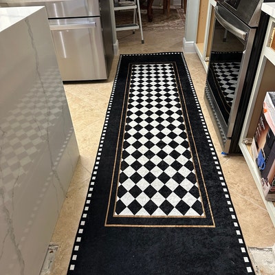 Checkered Rug, Black Border on Check Pattern Nonslip Area Rug, Black ...