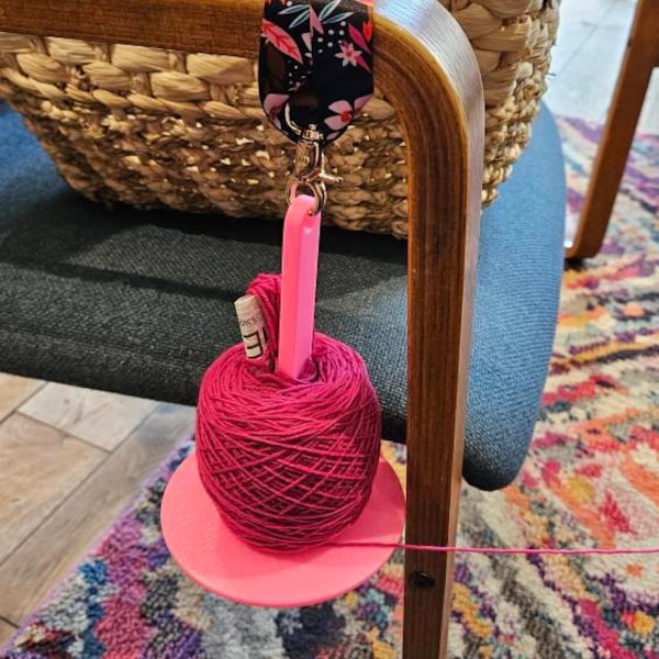 Portable Yarn Holder, Travel Wrist Hanging Yarn Cake Dispenser, Gift ...