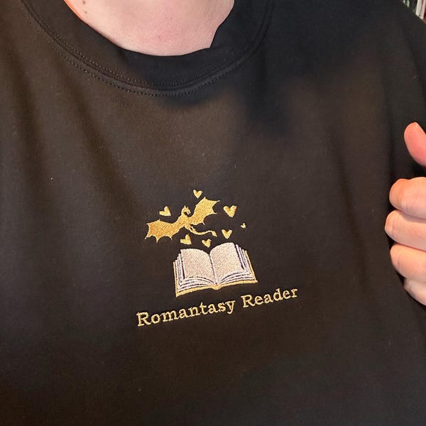 Boxy Fit I Read to Escape Reality T-shirt - Embroidered Reading ...