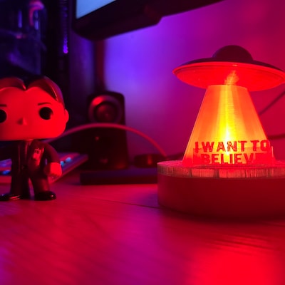 Retro Futuristic Rocket Space Ship / Spaceship LED Lamp Free Shipping ...