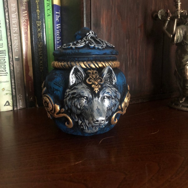 Wolf Head Apothecary Jar Potion Bottle / Gothic Home Decor Wiccan Altar ...