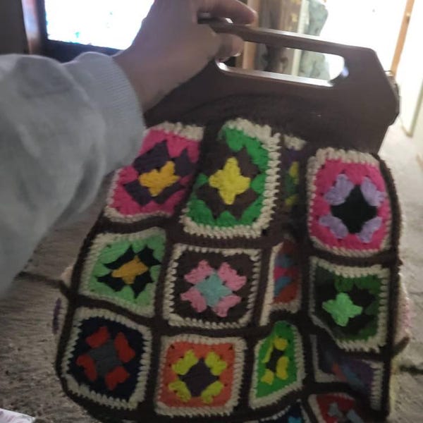 Crochet Bag, Poppins Bag, Granny Square Bag, Wooden Kiss Lock, Vintage ...