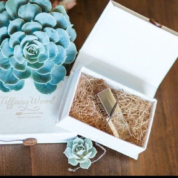 16 GB USB Flash Drive Vintage Style Engraving Included - Etsy