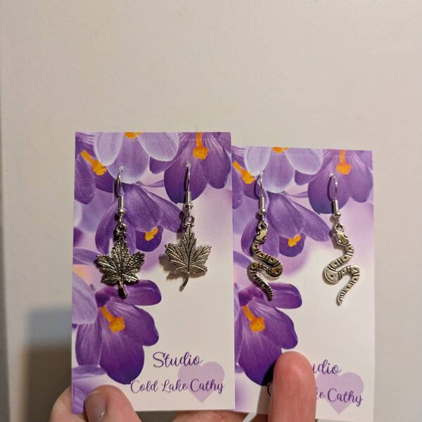 Scary Skull Earrings, Menacing Skeleton Head With Brilliant Red Rose in ...