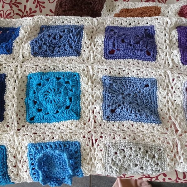 CROCHET PATTERN BUNDLE - 5 Pdfs With Over 100 Squares Designed to Mix ...