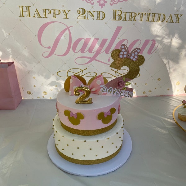 Edible Fondant Bow and Gold Ears Cake Topper - Etsy