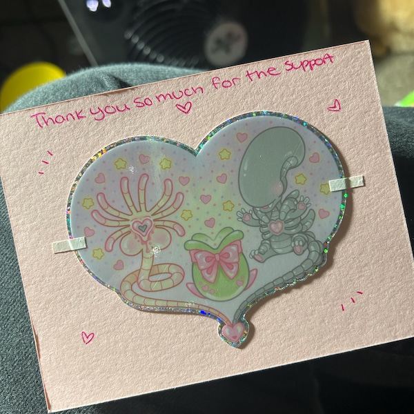 Kawaii Xenomorph and Facehugger Sticker | Alien, Xenomorph, Face Hugger ...