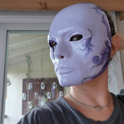Kintsugi: Resin Cast Mask - Etsy