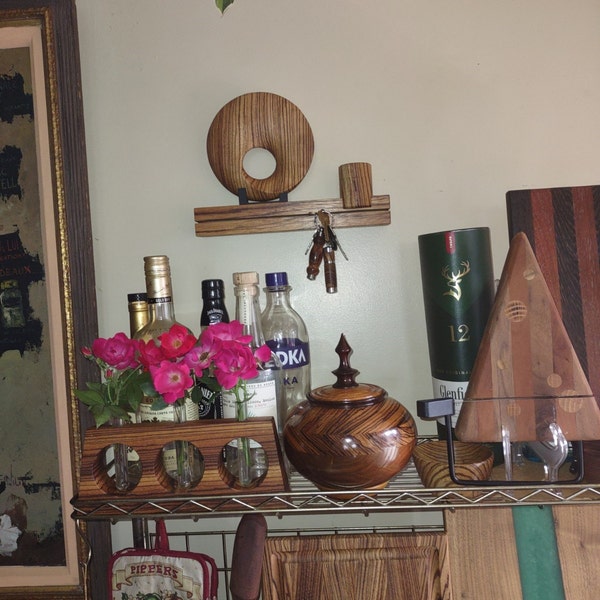 Penrose Triangle Inspired Walnut Wood Carving, 7.5 " Diameter | Möbius ...