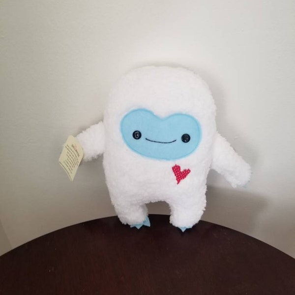 Yeti Plush Toy, Abominable Snowman Monster Stuffed Toy, Plush Kawaii ...