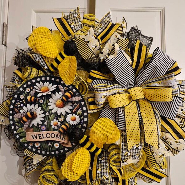 Welcome Sign With Bees and Daisy Flowers Wreath Sign, Metal Wreath Sign ...