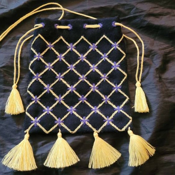 Embroidered Woolen Medieval Pouch, Historical Coin Bag Aumonieres ...
