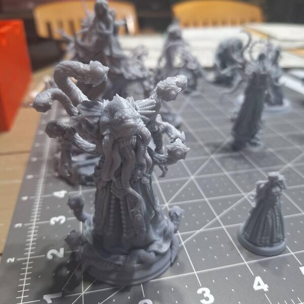 Vampire Hunter | Daywalker | Monster Slayer | Dnd Mini | Miniatures - Etsy