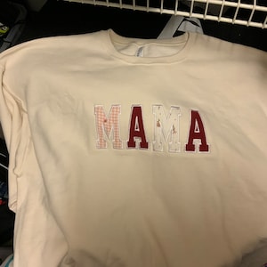 Personalized Embroidered Mama Sweatshirt Floral Mama Shirt Custom Gift ...