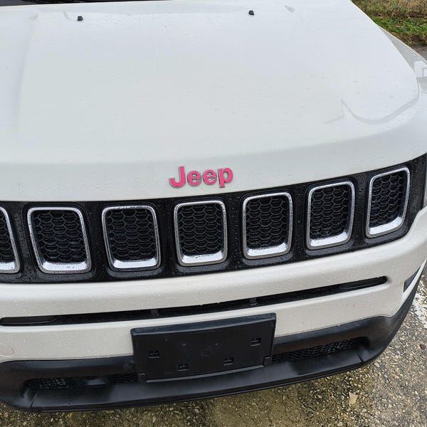 SRT Steering Wheel Lettering Decal Sticker - 14-21 Grand Cherokee SRT ...