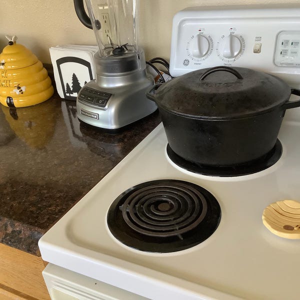 Cute Animal Dishes- Wolf, Sloth, Black Bear, Moose, Hedgehog, Frog ...