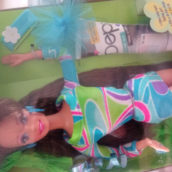 MIB NRFB Beautiful Barbie L.E. "marie Antoinette #53991" by Mattel W ...