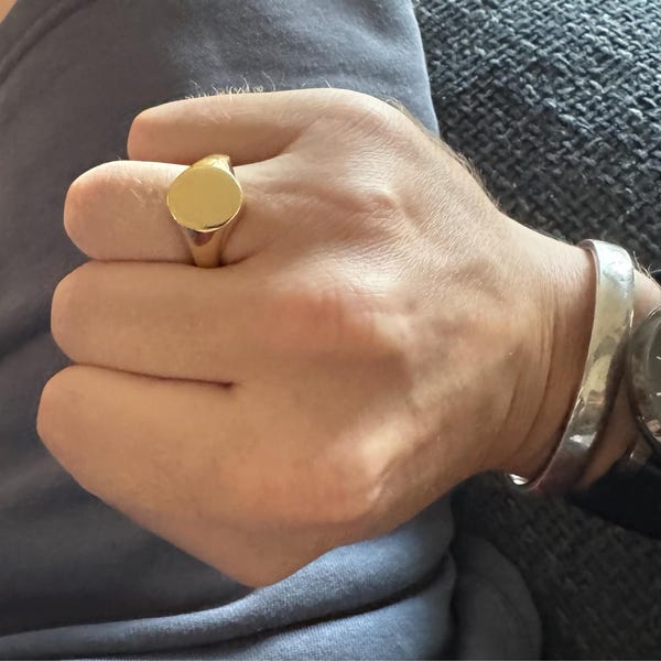 9ct Solid Gold Oval Signet Rings. Bespoke, Solid, Hand Crafted ...