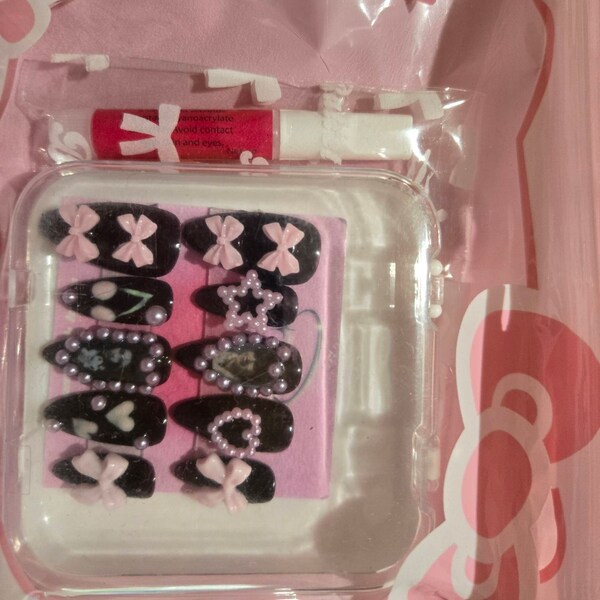 Coquette Aesthetic French Tip Press on Nails Strawberry Frog Design ...