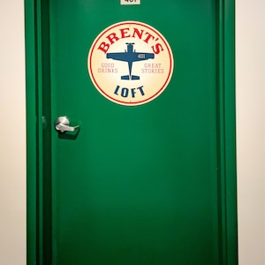 Pilot Lounge Sign, Aviation Lounge, Airport Hangout Sign, Terminal ...