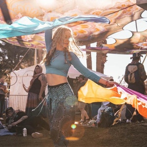 Weighted Flags UV Glow Hand Dyed Silk Spin Flags Made to Order. Perfect ...