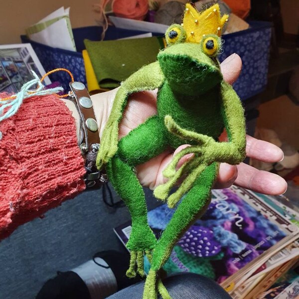 Frog Prince PDF Pattern, Felt Ornament, Beginner Sewing, Felt Animal ...