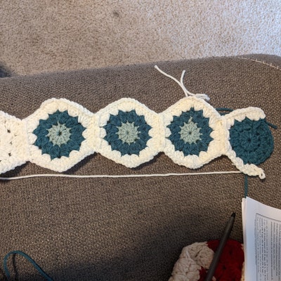 CROCHET PATTERN Zinnia Hexagon Temperature Blanket Pattern Granny ...