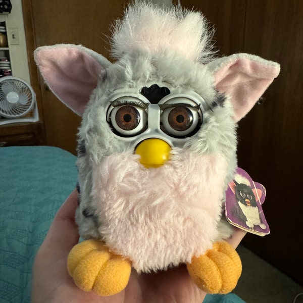 Adopt a Furby mango 2005 Hasbro Tiger Electronics Mango Emoto-tronic ...