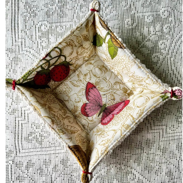 Decorative Tall Glass Jar With Vintage Buttons, Wooden Spools of Thread ...