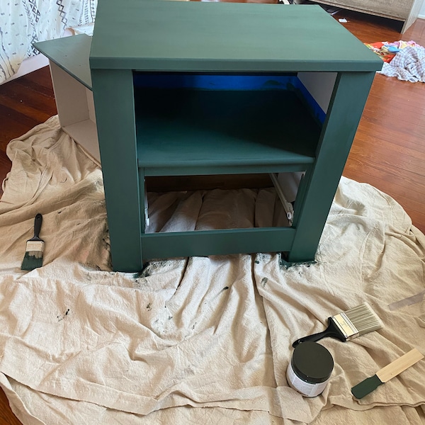 Hollow Hill - Green Chalk Style Paint for Furniture, Home Decor, DIY ...