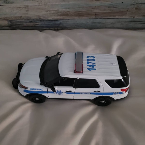 1/24 Scale Arizona DPS Police Explorer Die Cast Model Car Ford Explorer ...