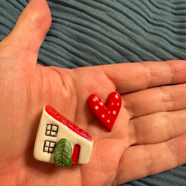 Handmade Ceramic Magnets Handmade Ceramic Brooches Refrigerator Magnets ...