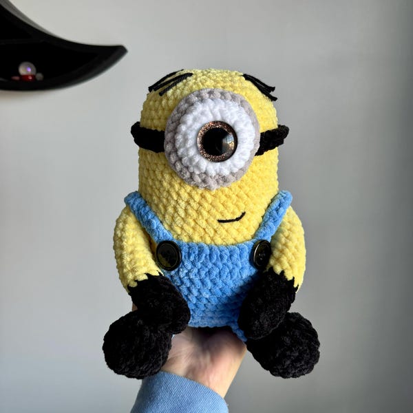 Kevin Cuddle Size Minion Crochet Pattern Pdf plush AMIGURUMI / FR ...