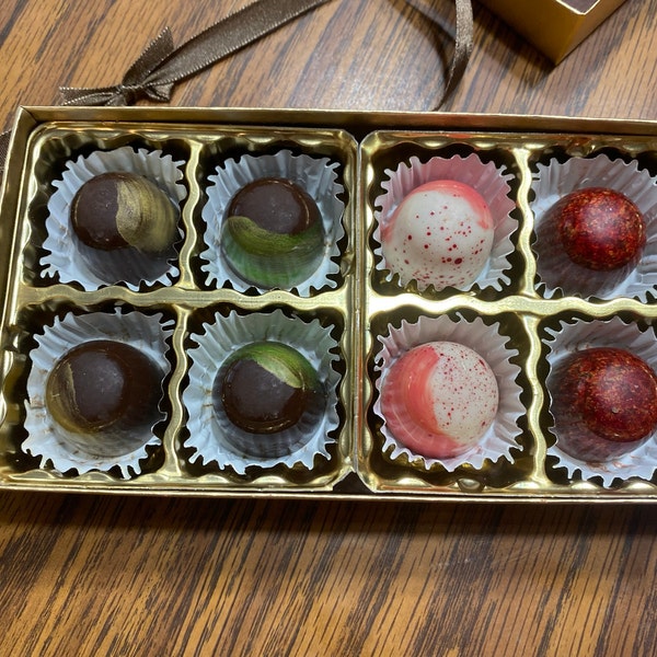 Box of 8 Assorted Artisan Chocolates (100% Gluten Free) - Etsy