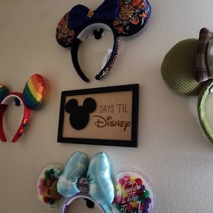 Days til Disney Countdown Sign - Etsy
