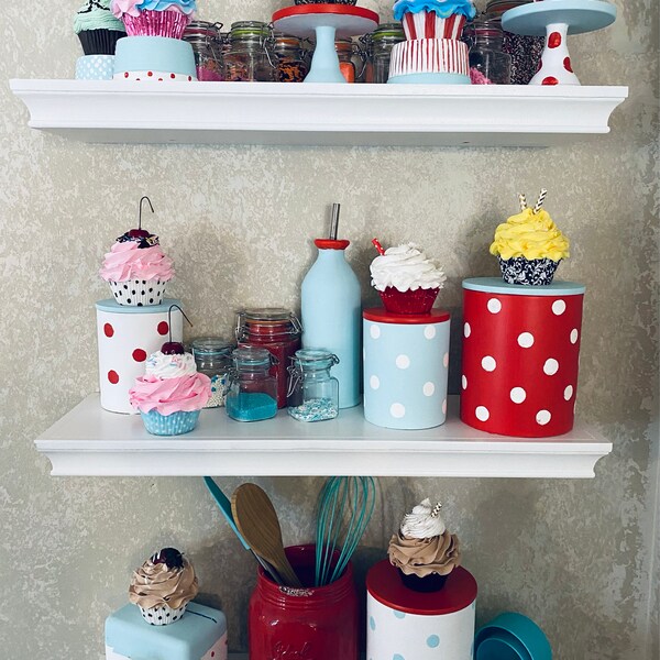 DEZICAKES Fake Cupcake Hot Cocoa Prop Decoration Dezicakes Fake Food ...