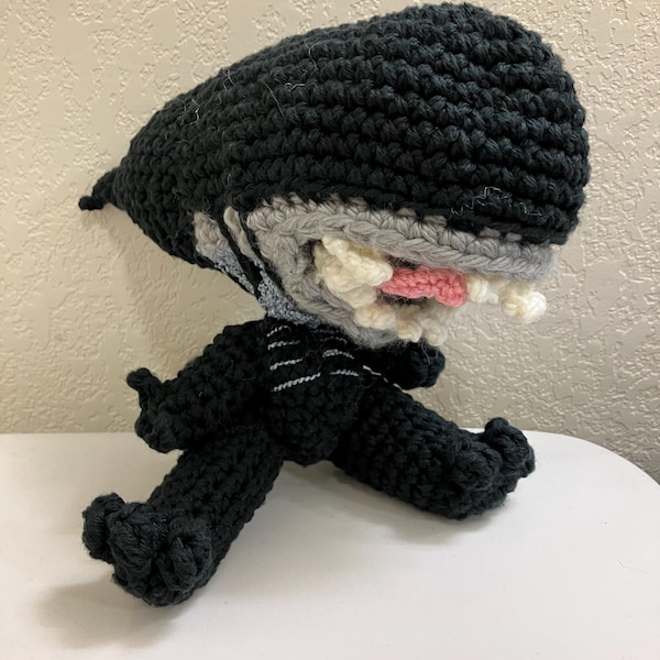 Crochet PATTERN Lil'xeno | Cute and Little Scary Amigurumi Alien From ...