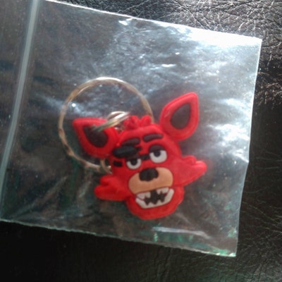 Five Nights at Freddy's Keyrings/keychains Gaming Cartoon Cute Emo Kids ...