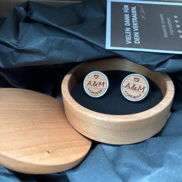 Wooden Key Board With Shelf & Pin Board, Modern Design, High Quality ...