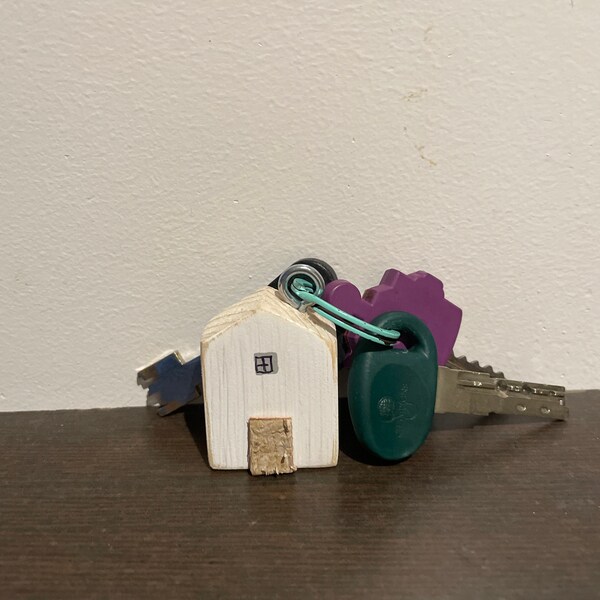 House Key Chain With Floral Pattern New Home Keyring Wooden - Etsy UK