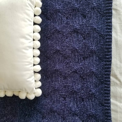 Crochet Modern Hatch Lines Blanket Pattern - Etsy