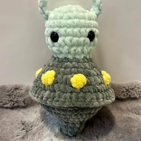 Weebee the Space Invader No Sew Crochet Pattern - Etsy Australia