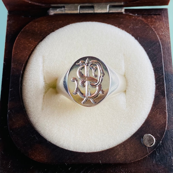 Hallmarked Sterling Silver Classic Oxford Oval Signet Ring With Your ...