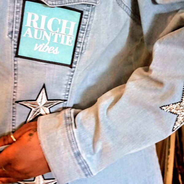 New, 1-pc "rich Auntie Vibes", Light Blue, Black Border, Iron-on ...