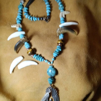 18 Teeth, Ivory Resin Animal Fangs, Dog Teeth, Creature Fangs, Resin ...