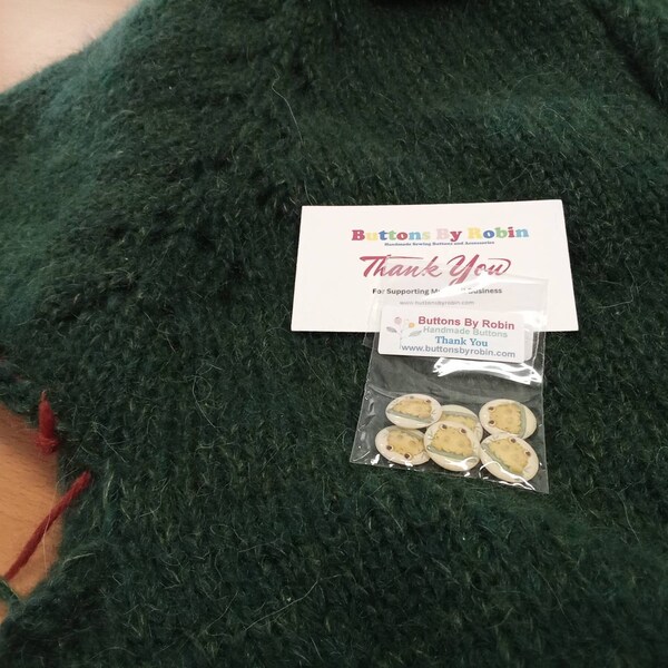 7 Honey Bee Buttons. Assorted Bee and Honey Themed Buttons. - Etsy Canada