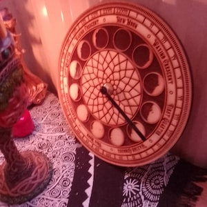 Minimalist Moonclock, Moon Phase, Moon Tracker, Displays the Current ...