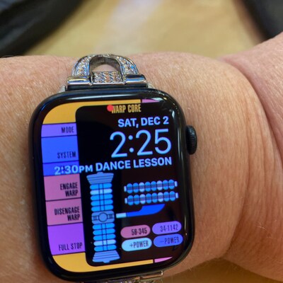 ANIMATED Sci-fi Inspired Apple Watch Face by Valo Creations Perfect for ...