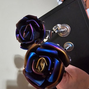 Spark Plug Flower Scrap Metal Rose Welded Upcycled Artwork Gift for ...